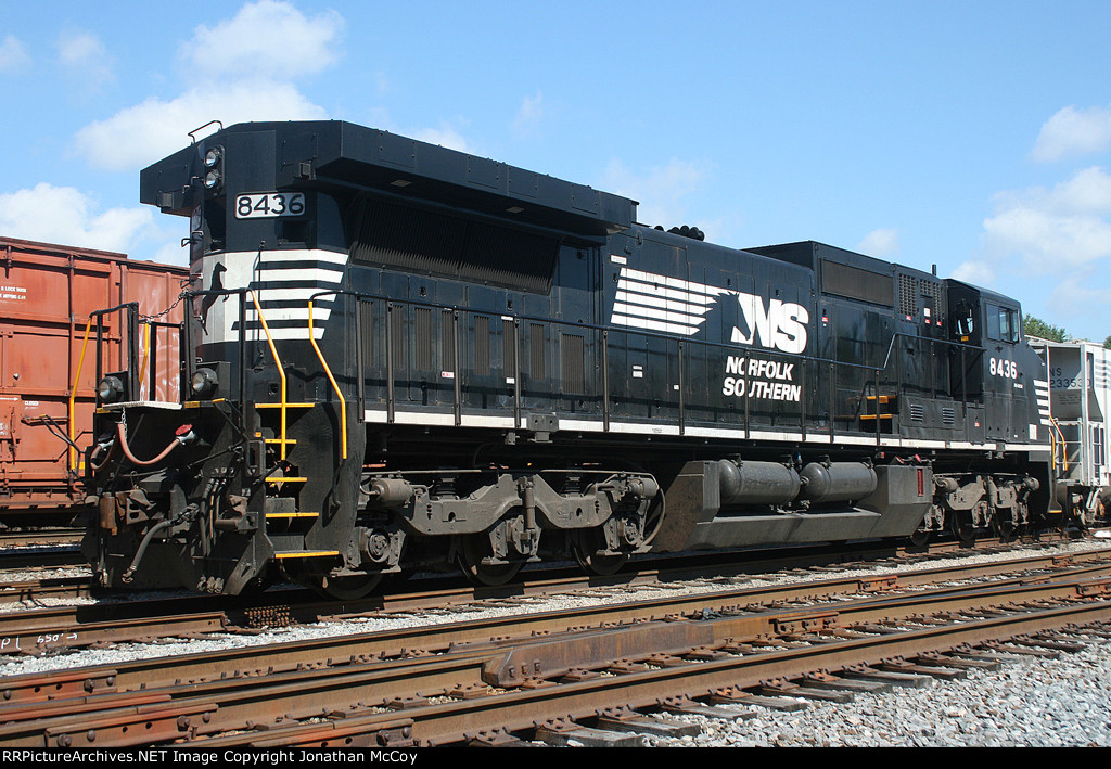 NS 8436